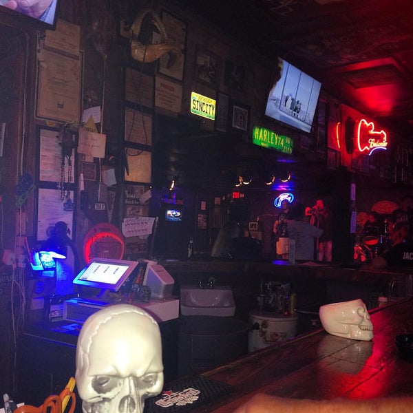 New Neighborhood Tavern - Bar in Jacksonville