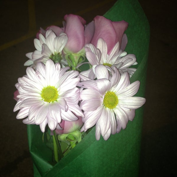 Rosewood Flowers - Flower Store