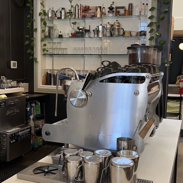 Sterling Coffee Roasters - Northwest District - 43 tips from 1122 visitors