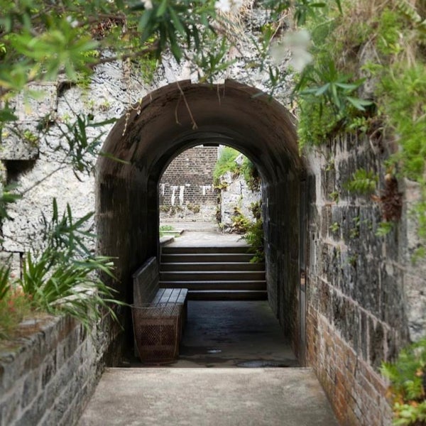 Fort Hamilton - Scenic Lookout