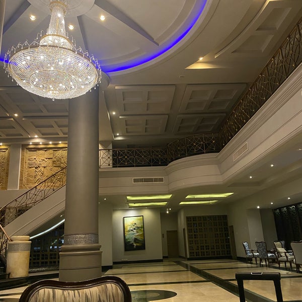 The Grand Riverside Hotel (โรงแรม เดอะ แกรนด์ ริเวอร์ไซด์) - Hotel in ...