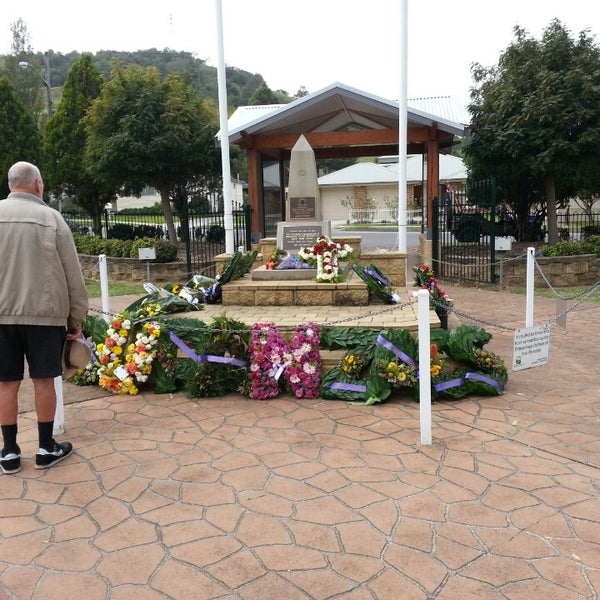 Picton Memorial Park - Picton, NSW