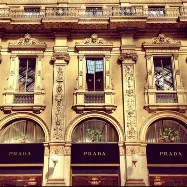 Prada - Duomo - Milano, Lombardia