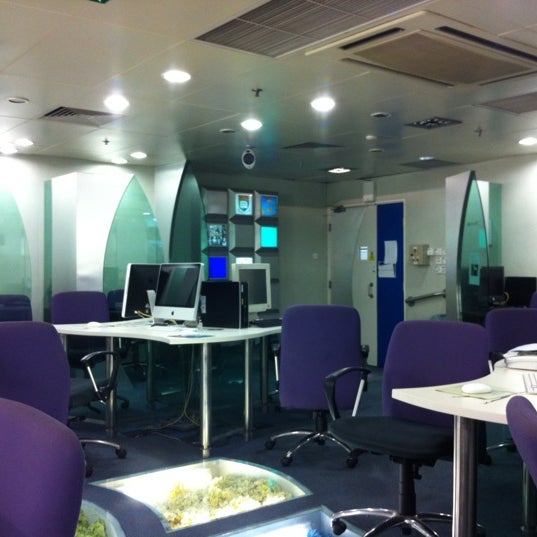 Photos at Chow Yei Ching Building 周亦卿樓 - College Engineering Building ...