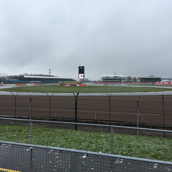 Photos at Luffield Grandstand - 8 tips