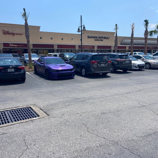 Silver Sands Premium Outlets - 48 tips from 7590 visitors