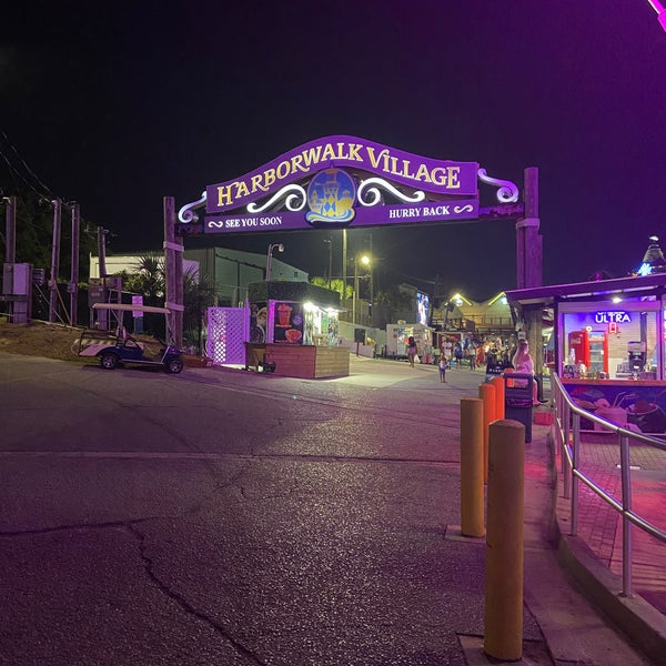 Harborwalk Docks - Harbor or Marina in Destin Harbor
