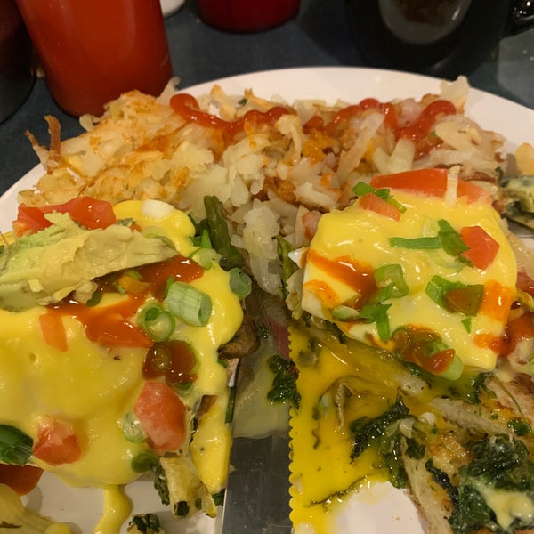 Main Street Overeasy - Breakfast Spot