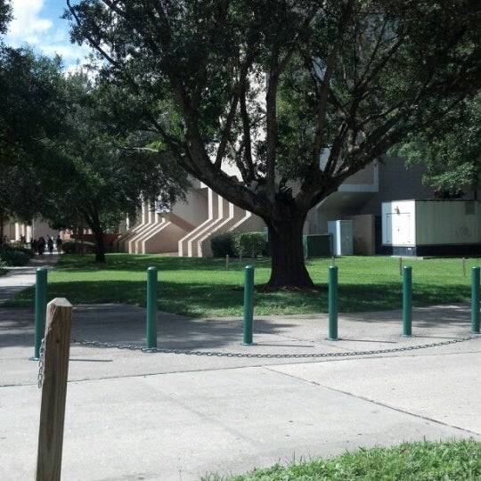 Chemistry Building (CHE) - College Science Building in Tampa