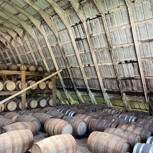 MB Roland Distillery - Distillery in Pembroke