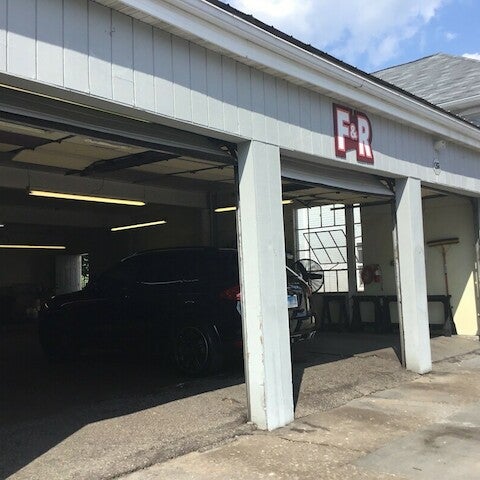 F And R Auto Detailing - Belleville, IL