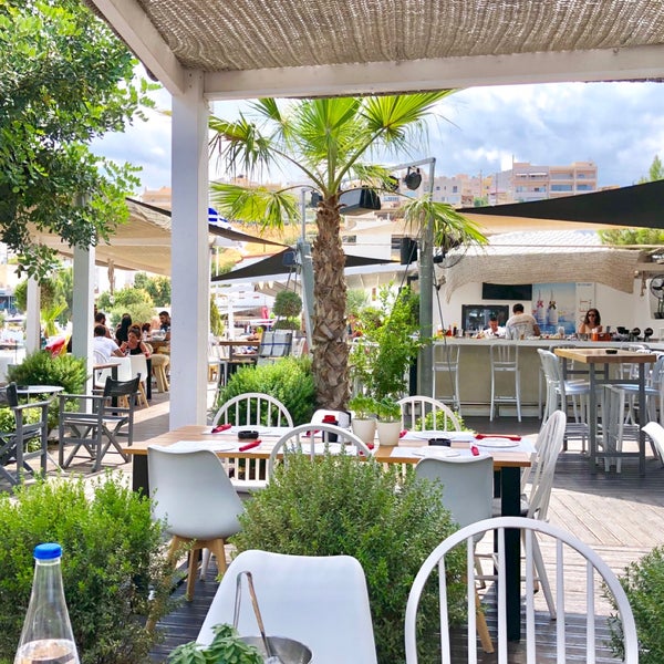 ammoudi cafe club resto sand - 11 tips