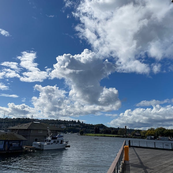 Fairview Park - Eastlake - Seattle, WA