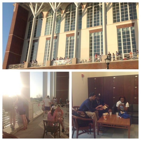 Photos at William T. Young Library - 22 tips