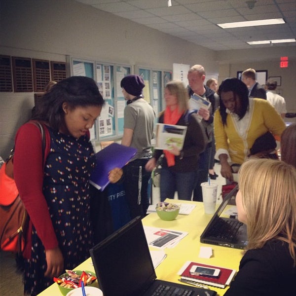 Grehan Journalism Building - 167 Funkhouser Dr