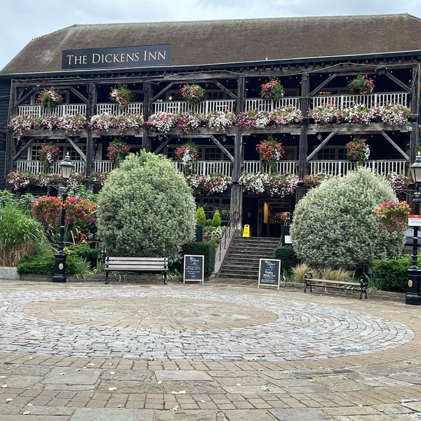 The Dickens Inn - Pub in London