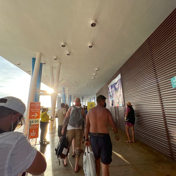 Ferry Terminal Ultramar - Avenida Gral. Rafael E. Melgar