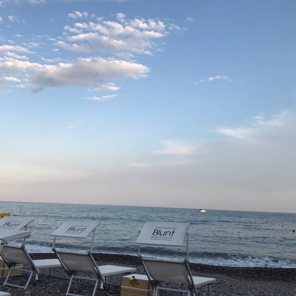 Blunt Beach Club - Sturla - 4 tips from 119 visitors