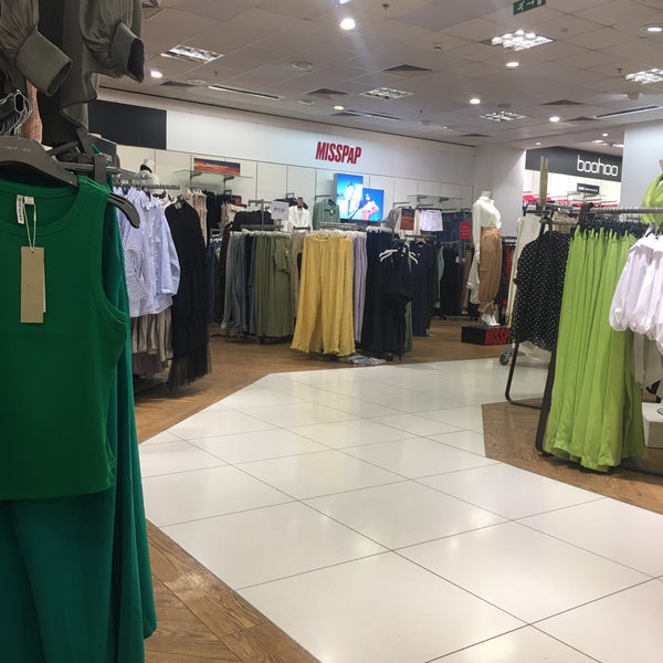 Debenhams | دبنهـامز - الروضة - Bin Homran Center, Thalia Street ...