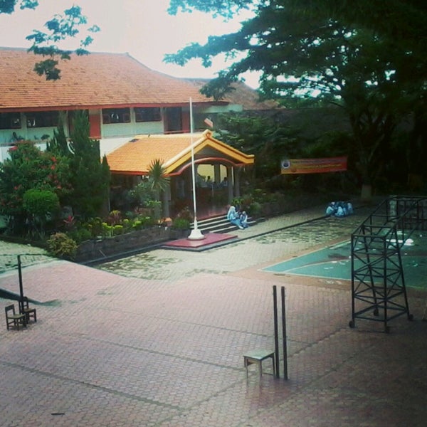 SMA Negeri 2 Magetan - Magetan, Jawa Timur