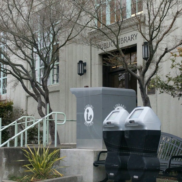 Martinez Library - Library