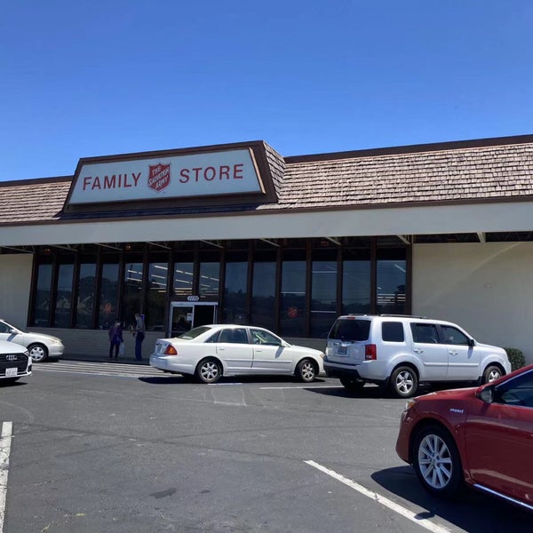 The Salvation Army Family Store & Donation Center - Sunshine Gardens ...