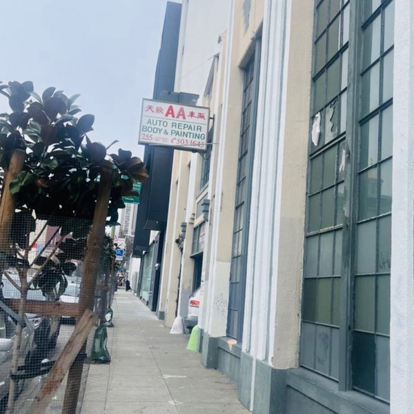 AA Auto Repair - SoMa - 8 visitors