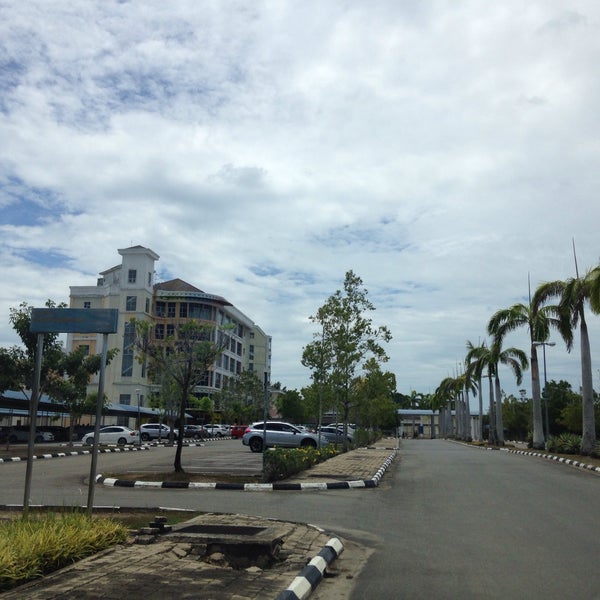 Kolej Matrikulasi W.P Labuan - 9 tips from 532 visitors