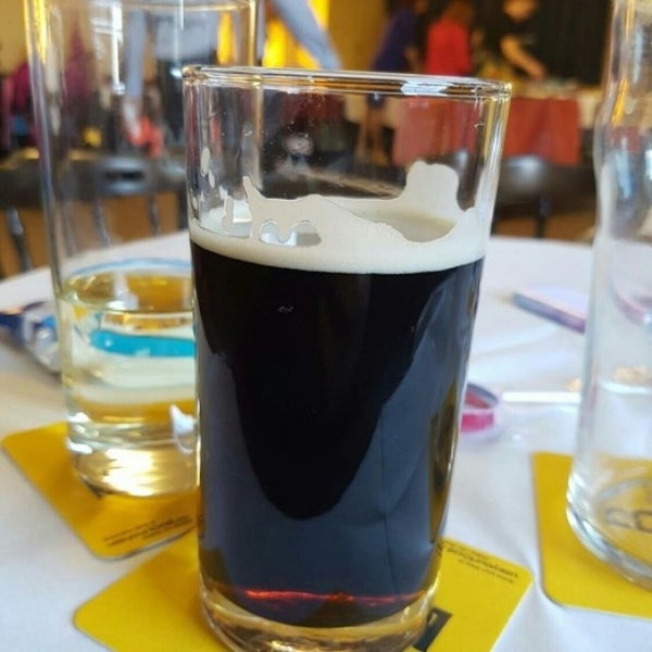 Caxton Club - Pub in Beccles