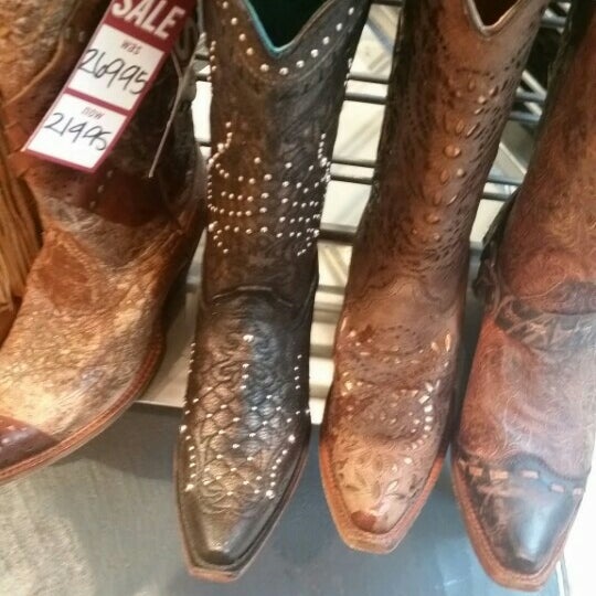 Buckle - Clothing Store in Lynnwood