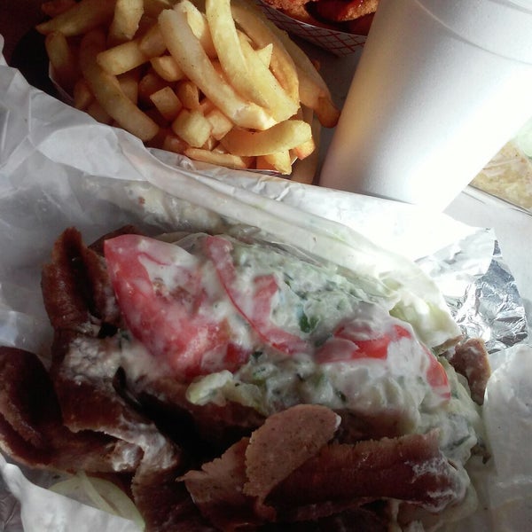 Perros Bros Gyros - Fast Food Restaurant