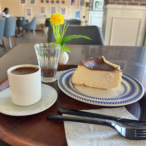 Mardo Ice Cream & Cafe - 32 tips from 15125 visitors