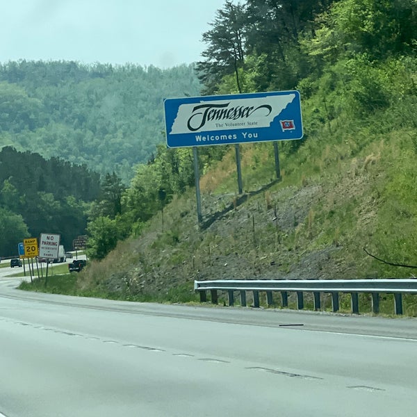 Welcome To Tennessee Sign - I-75