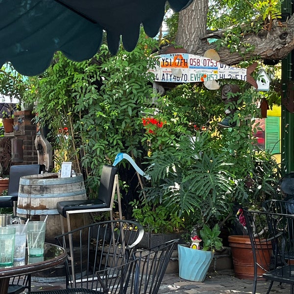 Back Street Restaurant - Sandwich Spot in Riverside