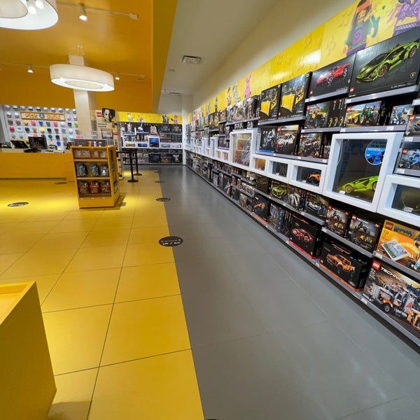The LEGO Store - Toy Store