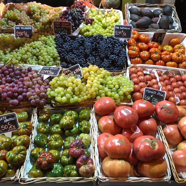 Frutas Eloy - Farmers Market in Madrid