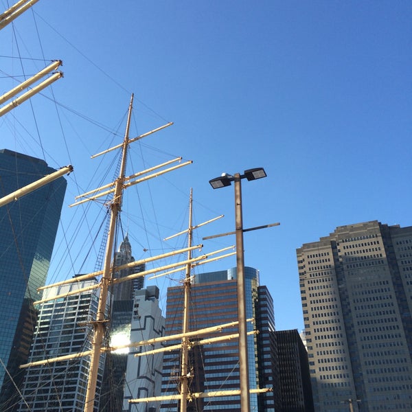 Pier 16 - Pier in New York