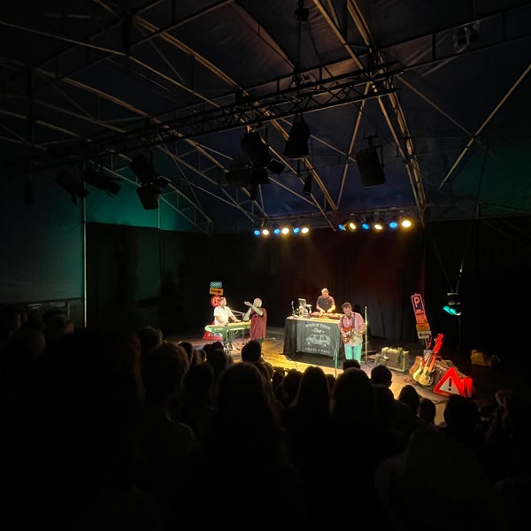 De Parade (Now Closed)