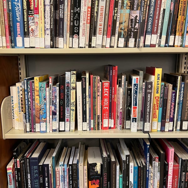 Leatherby Libraries - College Library