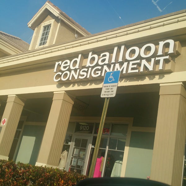 Red Balloon - Clothing Store in Olympia
