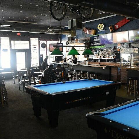 Hannah's Bar & Grill - Downtown Olympia - 14 tips from 332 visitors