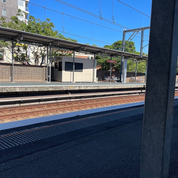 Ashfield Station - Brown St