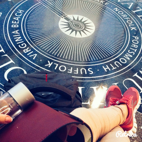 TCC Virginia Beach Library - College Library