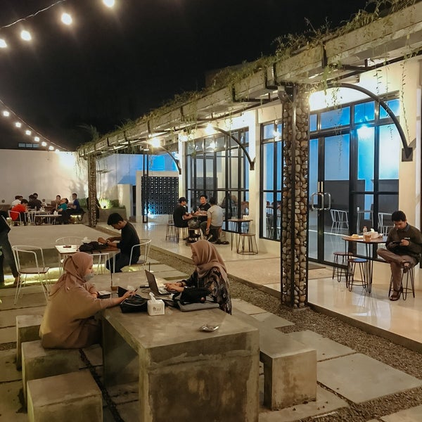 Garis Terang Coffee - Kecamatan Medan Selayang, Sumatera Utara