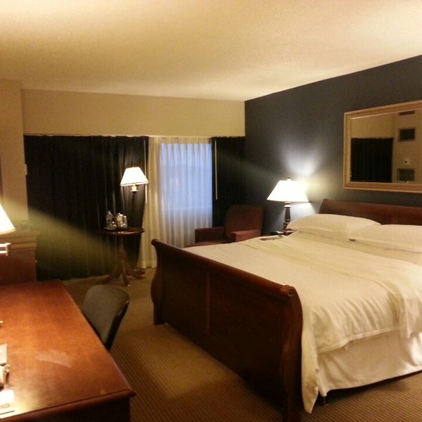 Sheraton Detroit Novi - Hotel in Northville