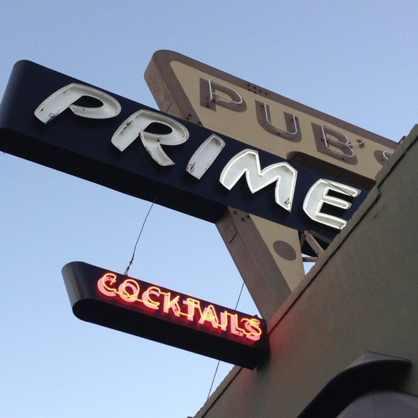 Growers Pub - American Restaurant in Downtown Salinas