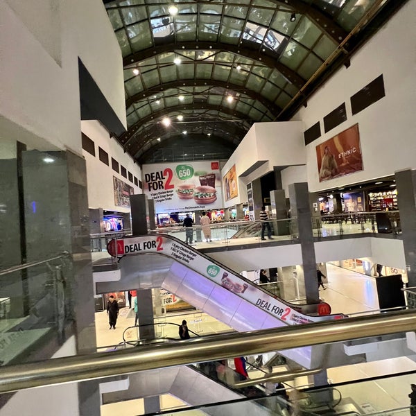 Atrium Mall Karachi Food Court