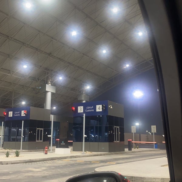Saudi - UAE Borders | حدود السعودية و الامارات - Border Crossing in Al ...