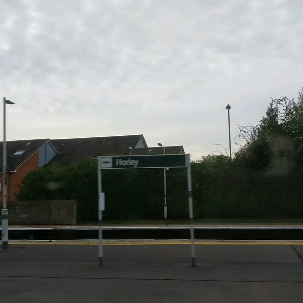Horley Railway Station (HOR) - Horley, Surrey
