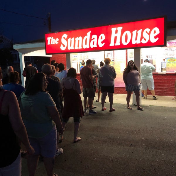 Photos at Sundae House - Woodmont - 8 tips from 260 visitors